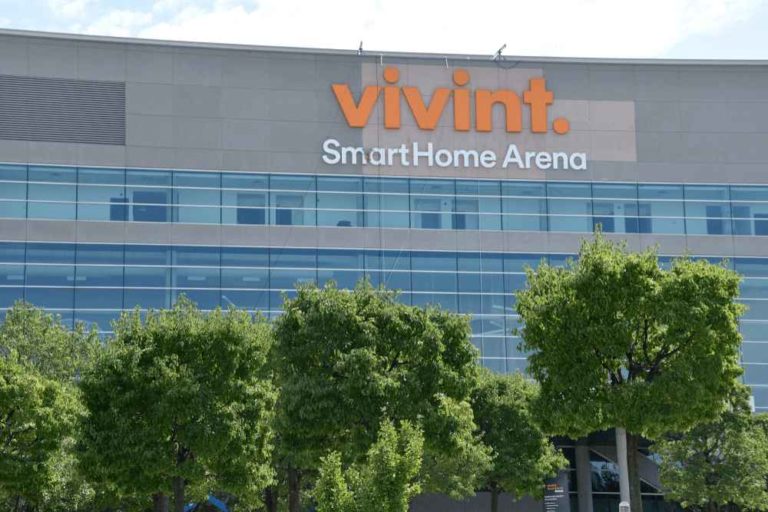 Top 2 Smart Locks That Work With Vivint (Ensuring Reliable Security ...